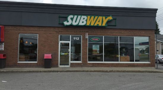 The 10 Best Fast Food Restaurants in Saint-Basile-le-Grand, Quebec reviews